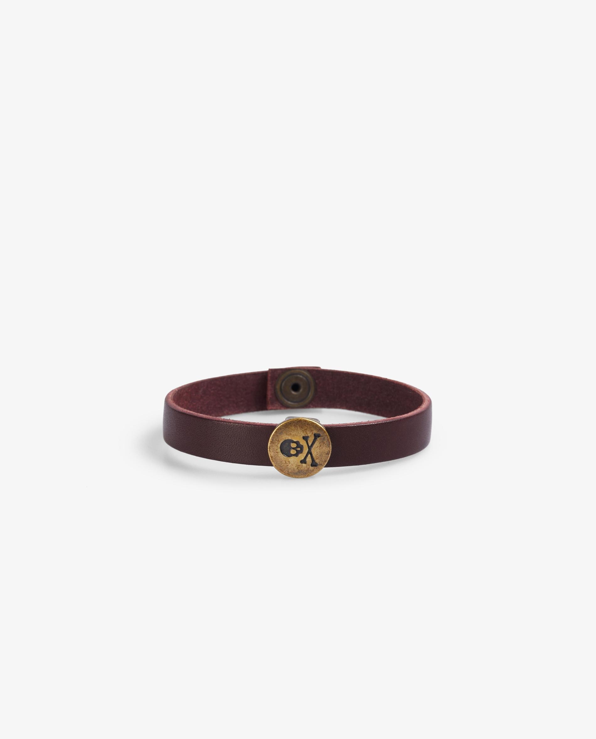 Pulseira de Pele com Detalhe Metálico Envelhecido · Scalpers · El Corte ...