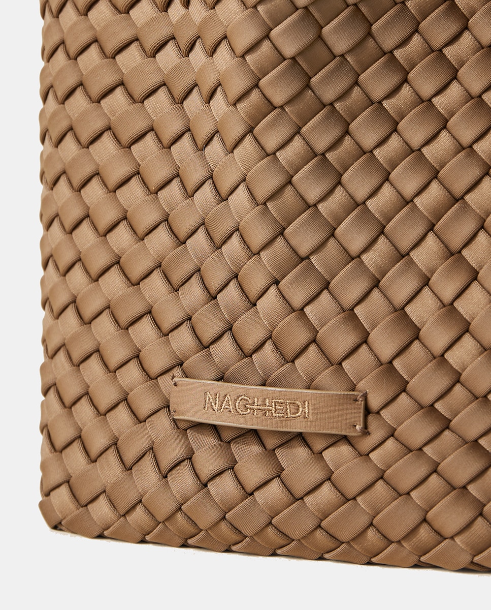Tote pequeño trenzado modelo St Barths Marrón · El Corte Inglés
