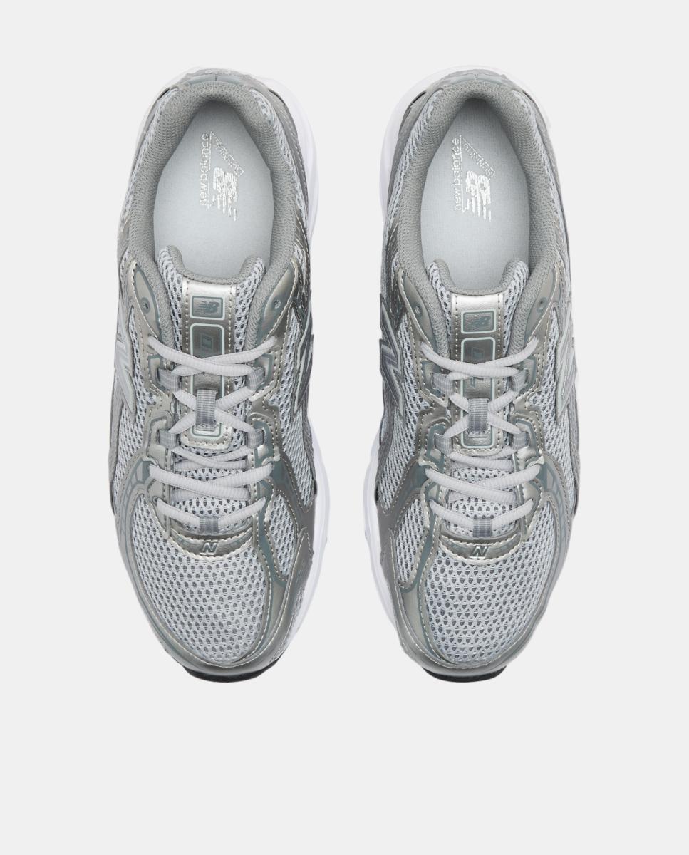 Zapatilla casual mujer 740 New Balance retro 2000 metalizada Plata · El ...
