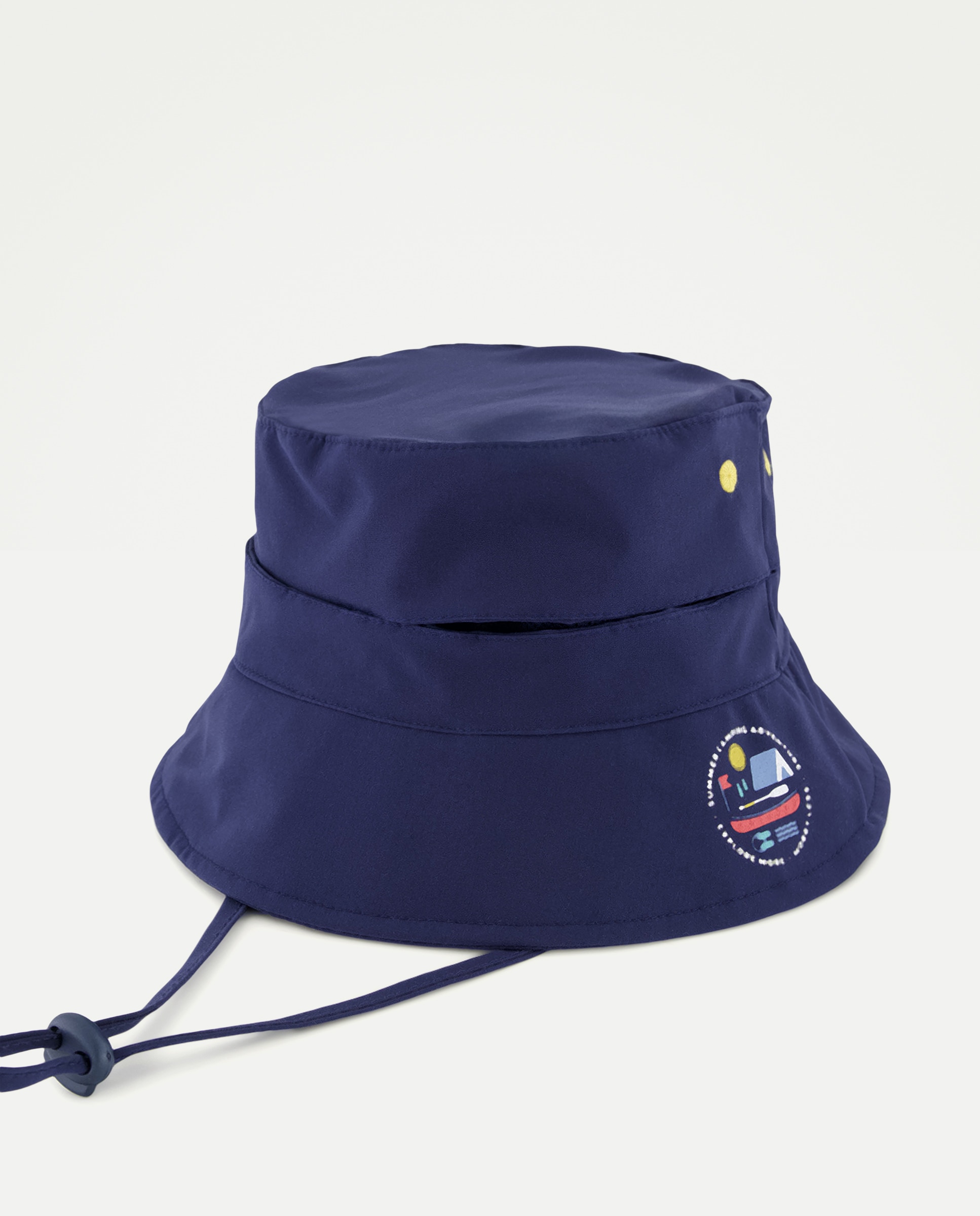bucket deportivo de niño · Kids El Corte Inglés · El Corte Inglés