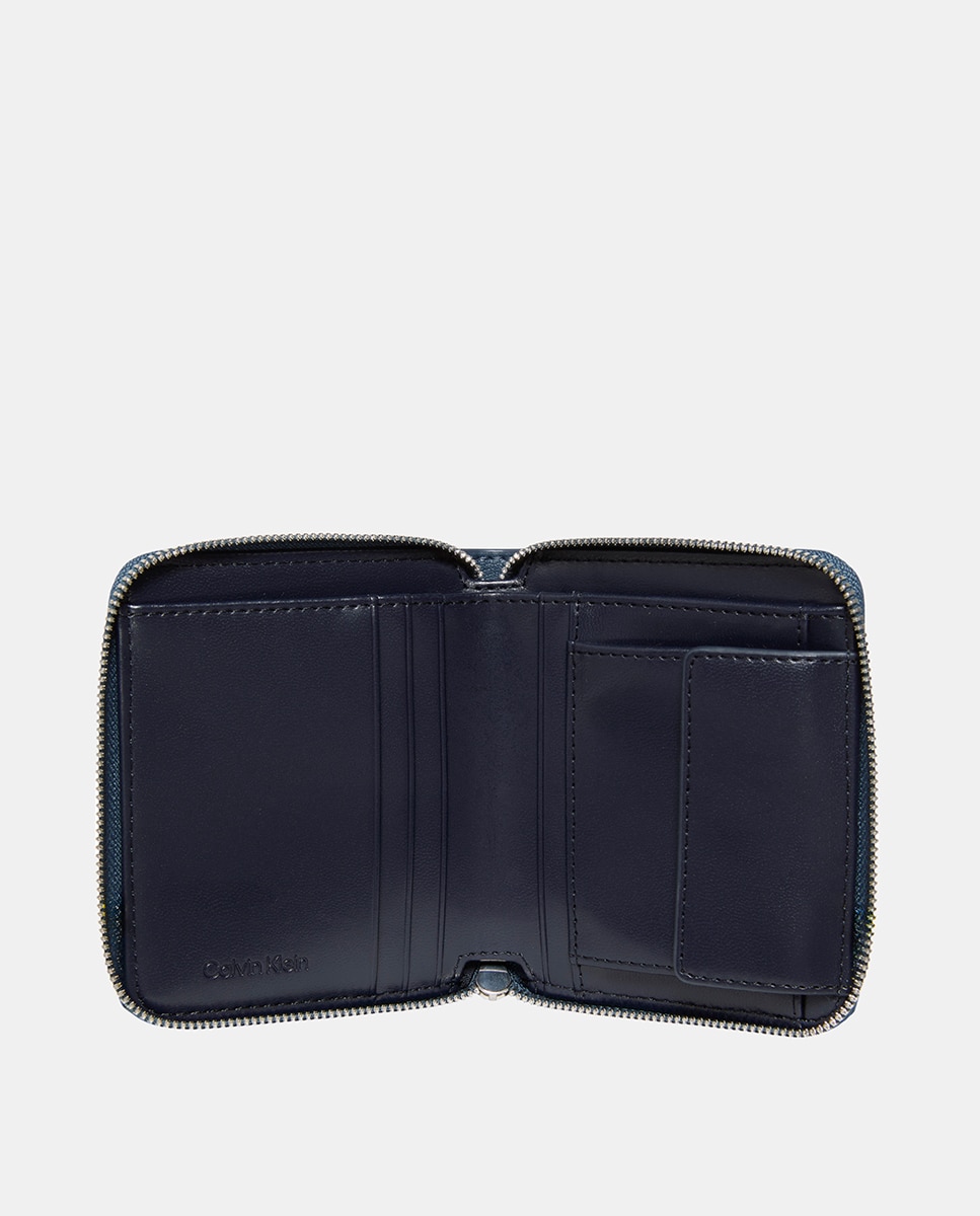 Cartera con cierre de cremallera con logo CK Azul Calvin Klein · El ...