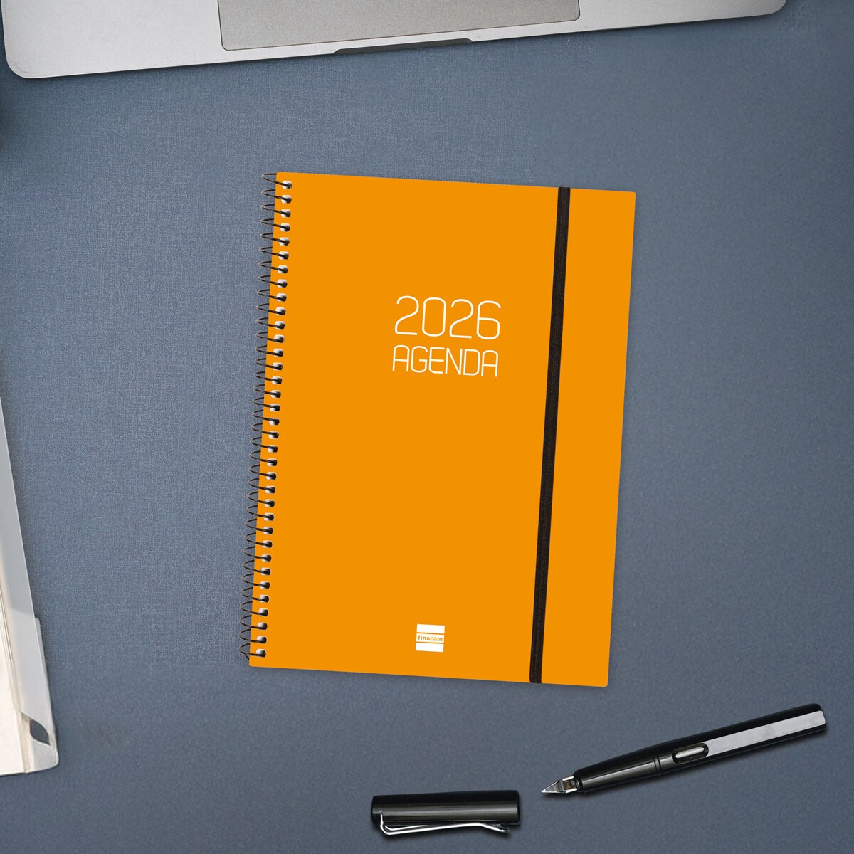 Agenda año 2026 Espiral Basics Opaque E10-155x212 mm Semana Vista Horizontal Finocam naranja ...