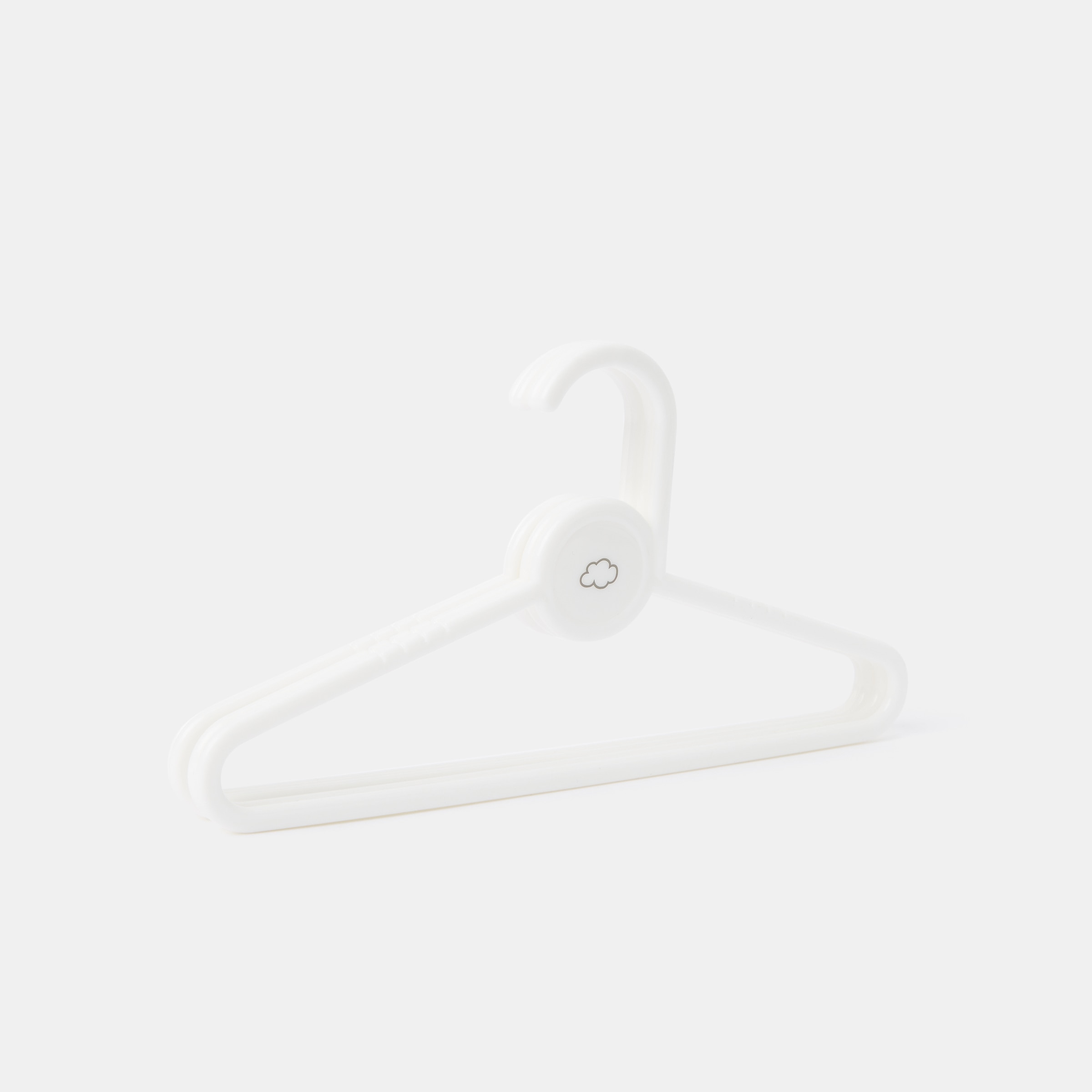Pack 4 perchas de plástico Cotton Juice Baby Home Blanco · El Corte Inglés