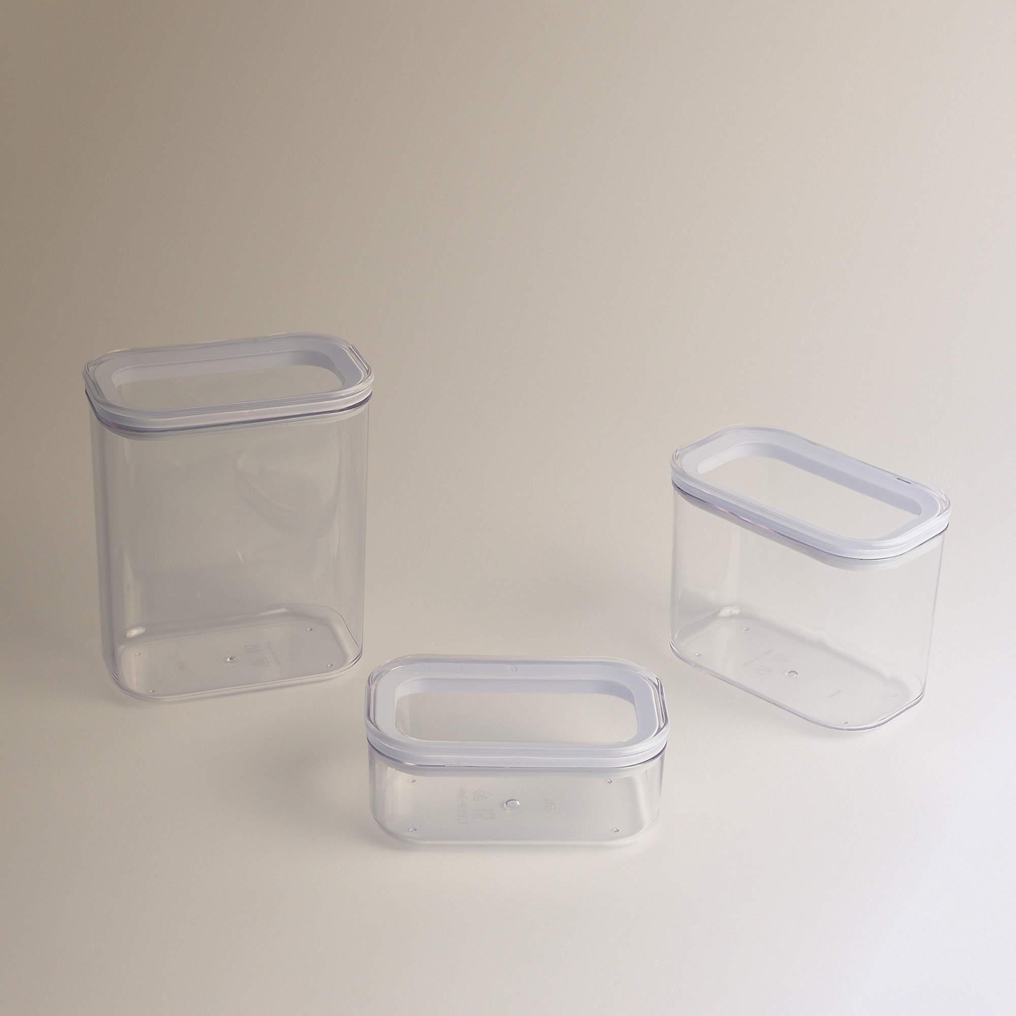 Set de 3 botes rectangulares apilables Transparente · El Corte Inglés