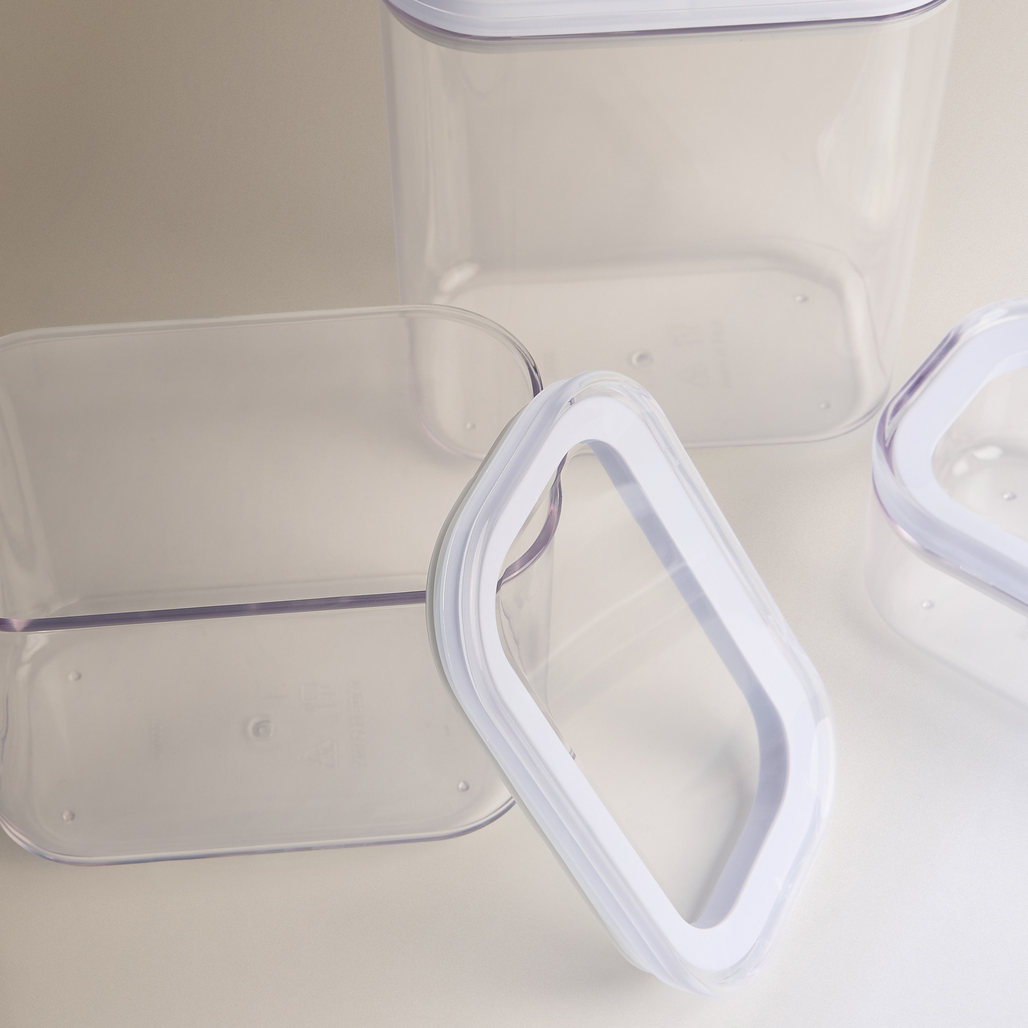 Set de 3 botes rectangulares apilables Transparente · El Corte Inglés