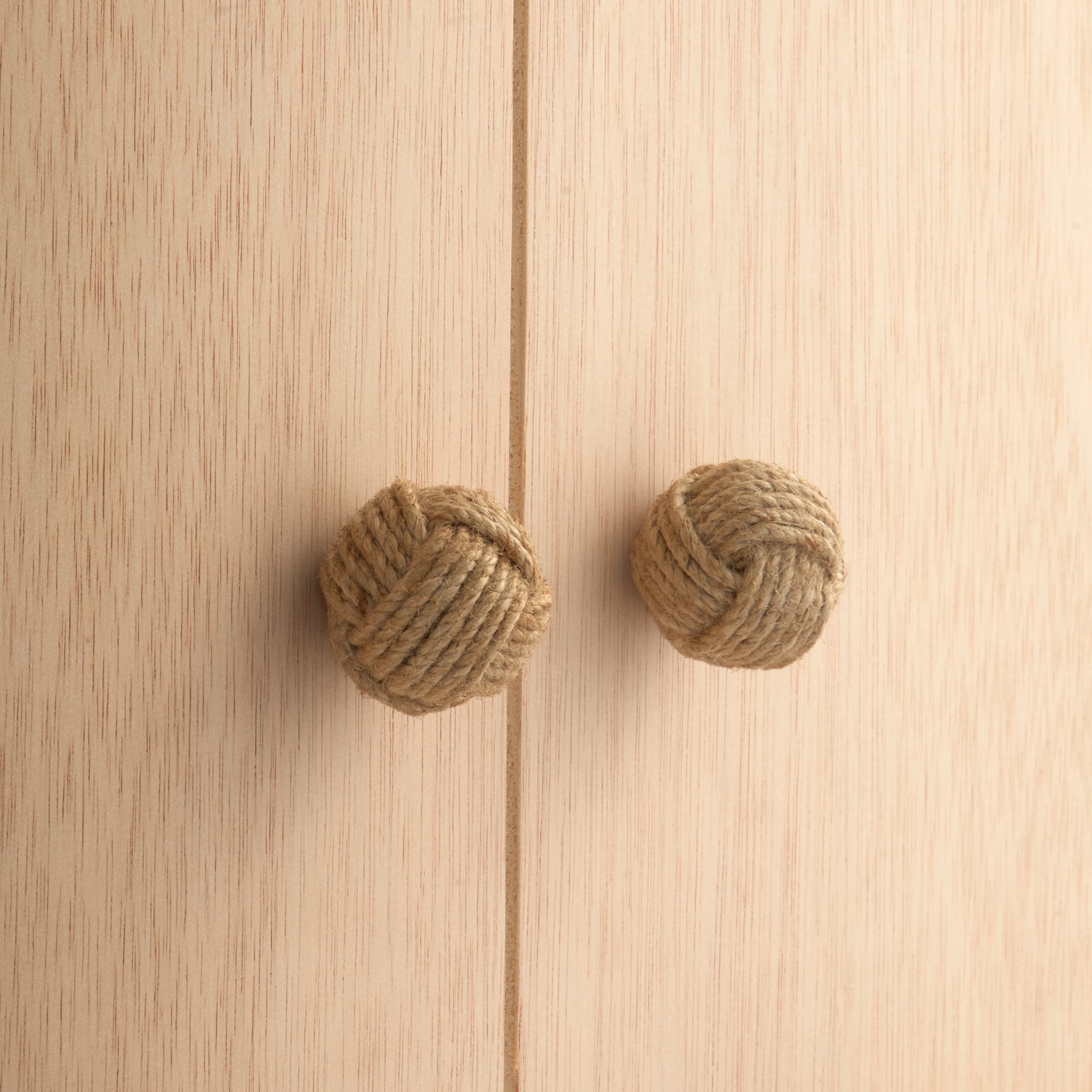 Set de 2 tiradores con forma de cuerda Wood El Corte Inglés Camel · El ...