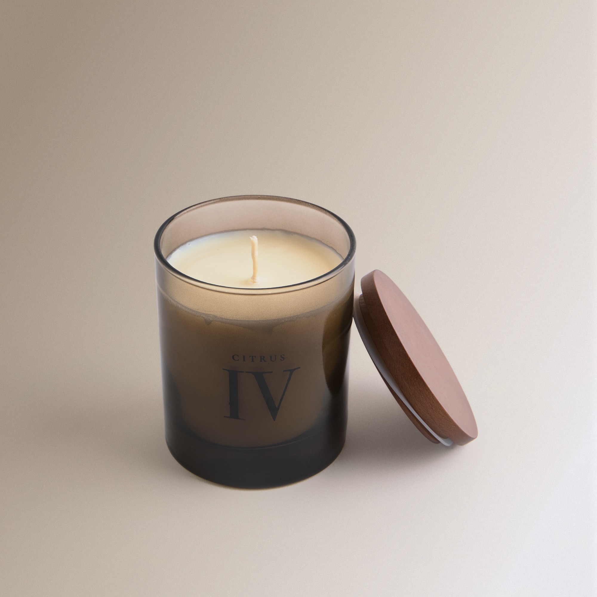 Vela perfumada Bergamota y Madera Essential Marrón Grande · El Corte Inglés