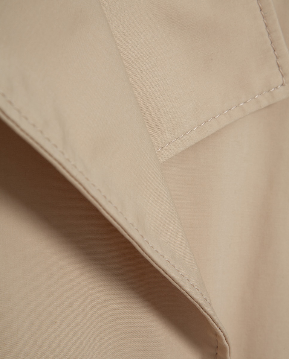 Gabardina de mujer cruzada algodón doble faz Beige Roberto Verino · El ...