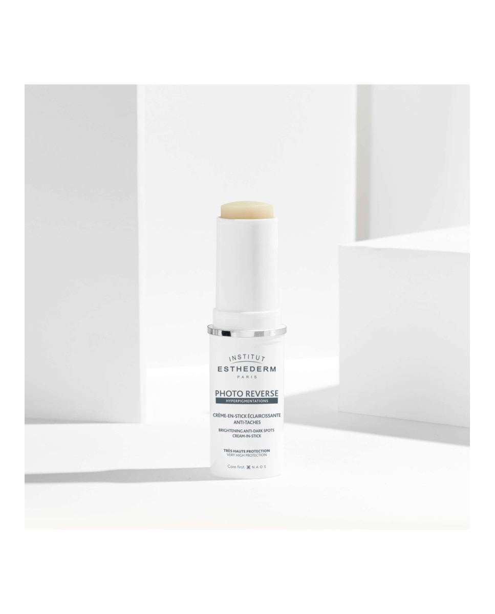Crema En Stick Photo Reverse 10 g Esthederm 10 g · El Corte Inglés