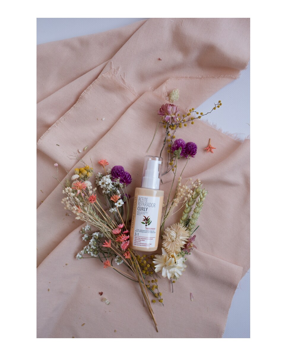 Aceite Hidratante Cleare Curly 50 ml Clearé Institute · Clearé ...