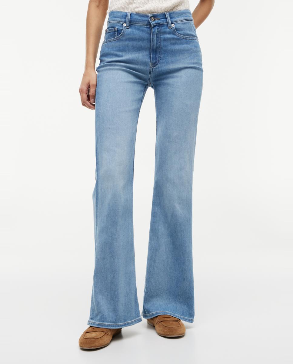 Pantalón vaquero de mujer con corte acampanado Azul claro Tommy ...