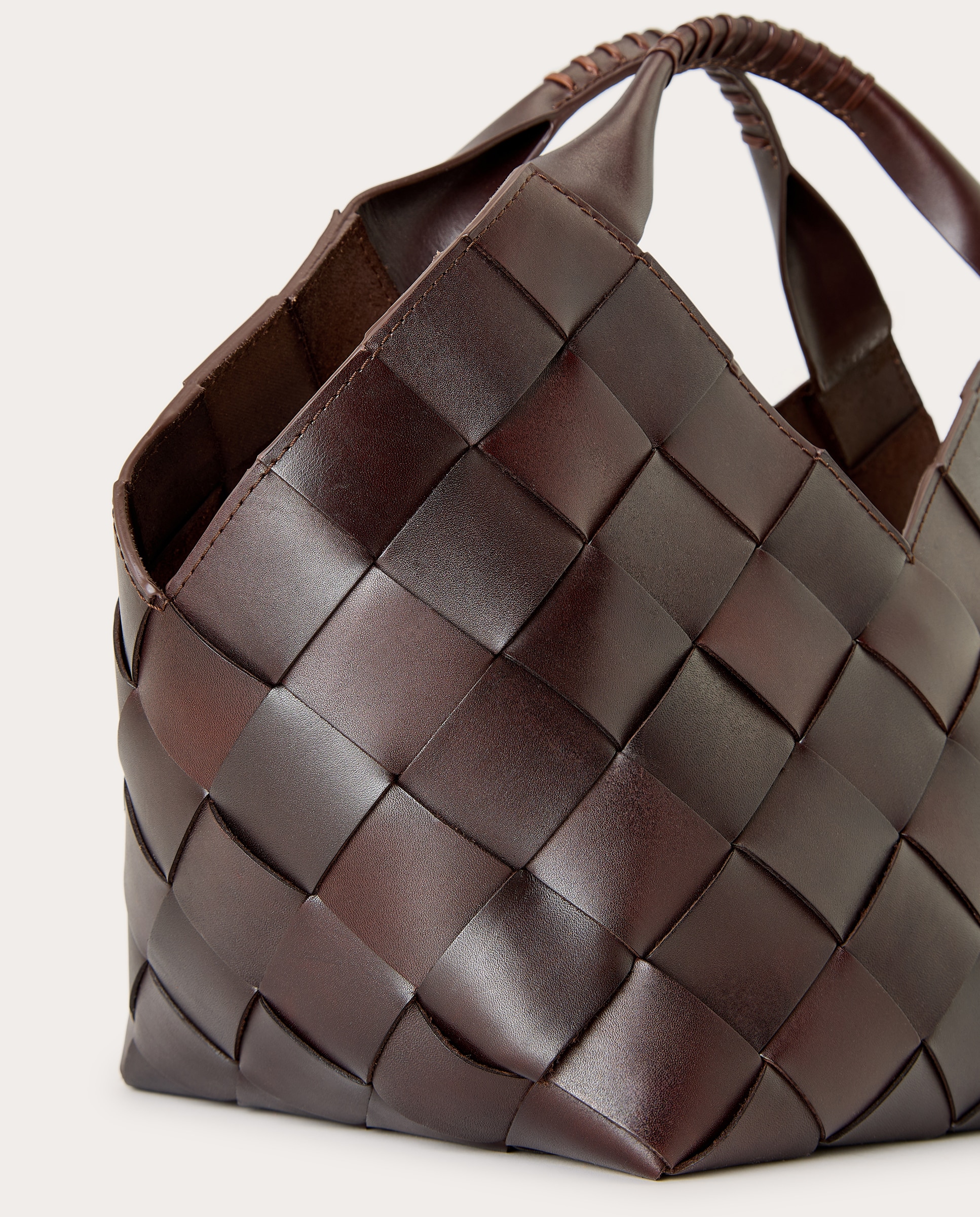 Bolso de hombro Botteghe Marrón oscuro · El Corte Inglés