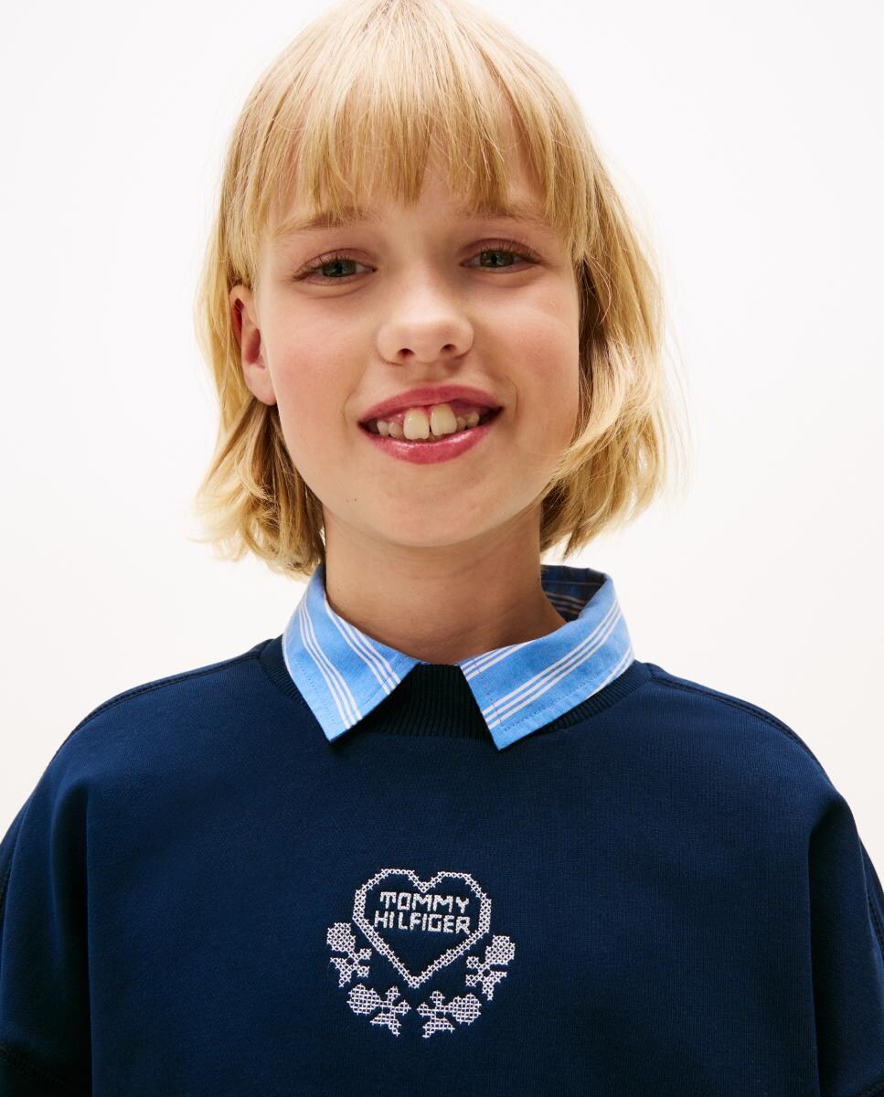 Sudadera de niña con logos de corazón · Tommy Hilfiger · El Corte Inglés