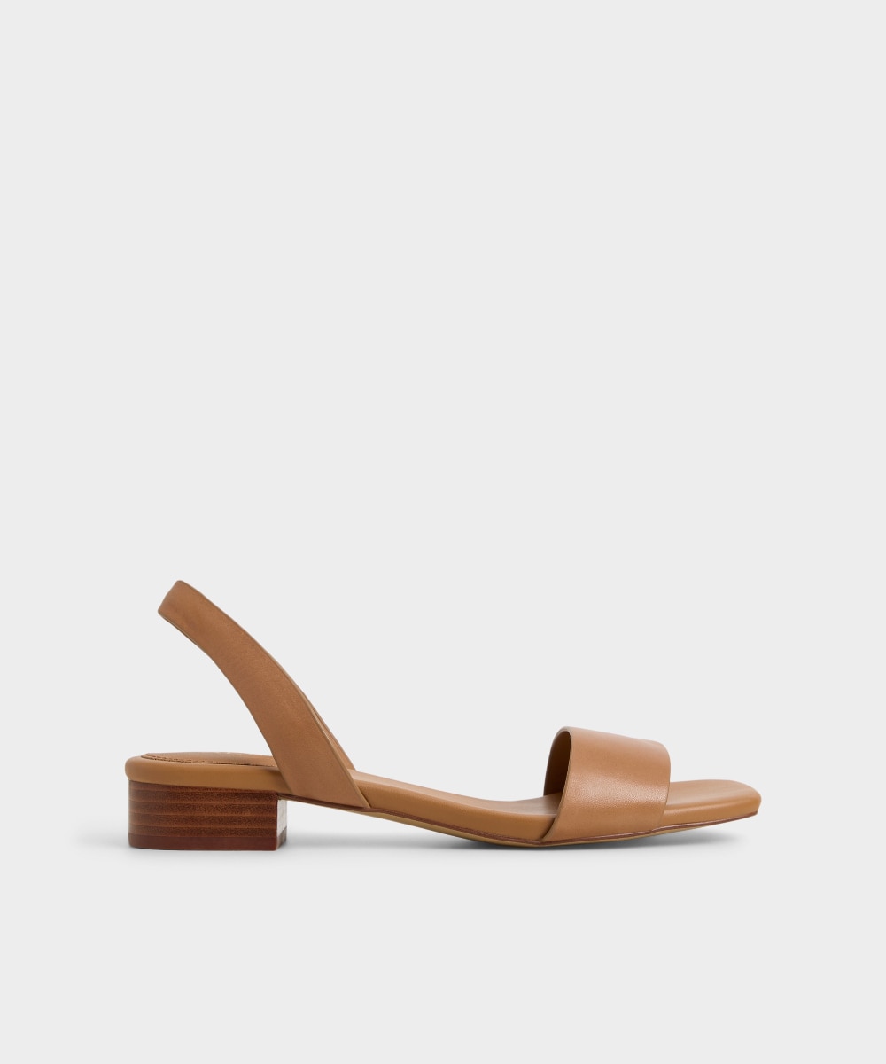 Sandalias planas de mujer con punta cuadrada Camel Aldo · El Corte Inglés
