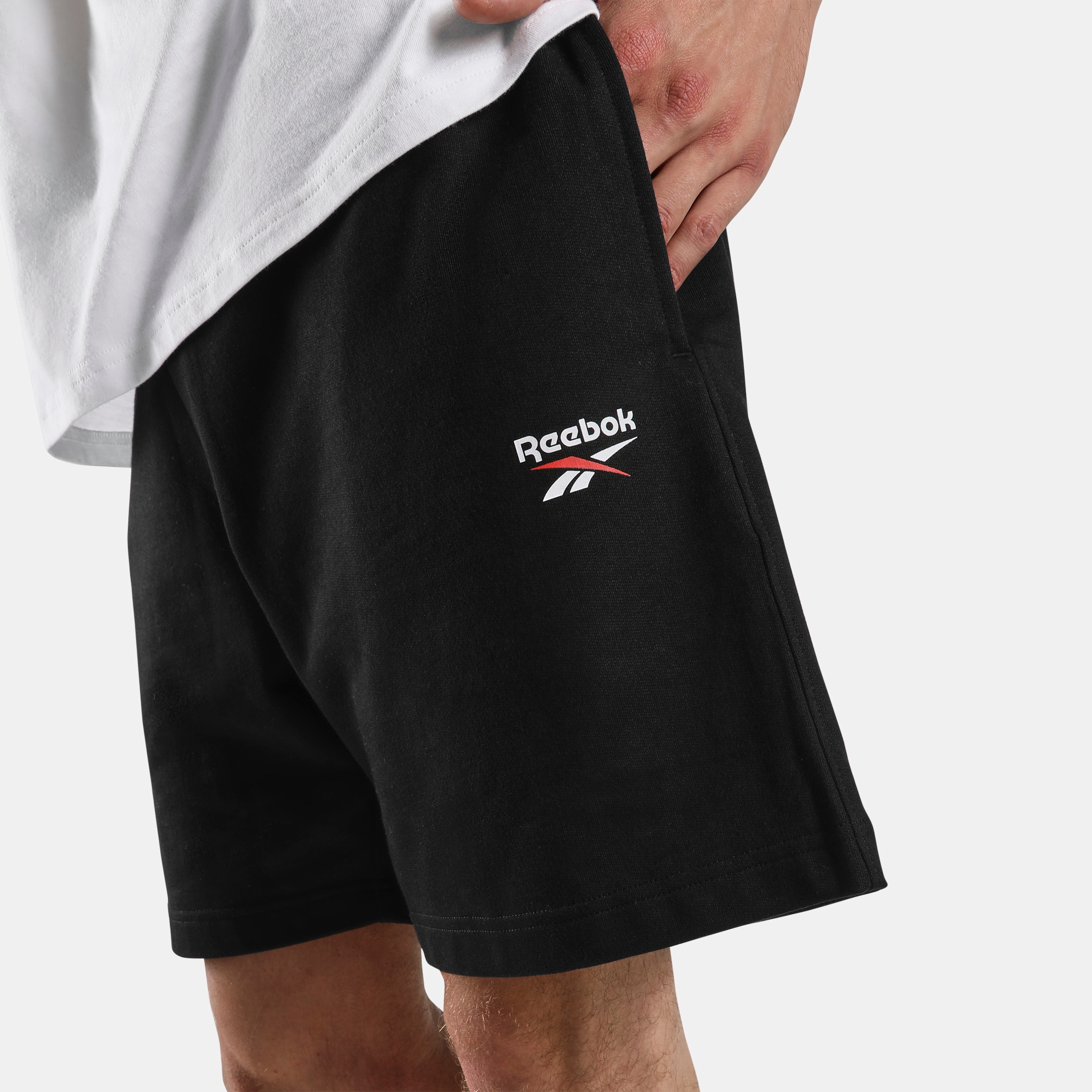 Pantalón corto de hombre ID Small Logo REEBOK Negro · El Corte Inglés