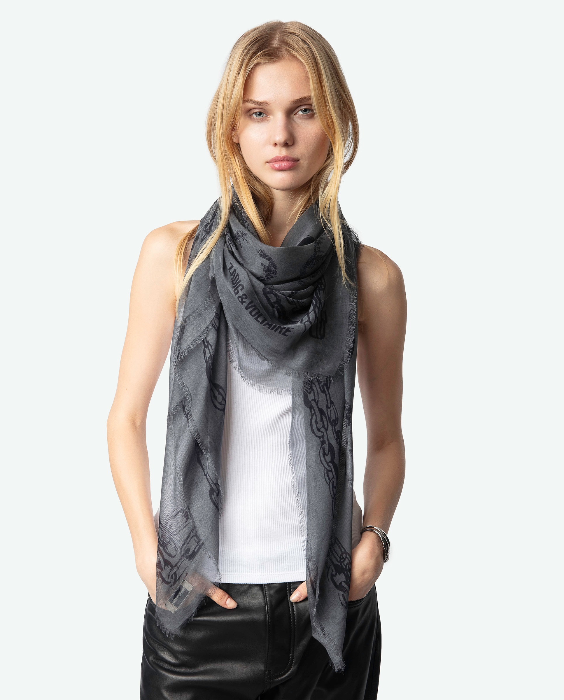 Pañuelo de mujer skull de modal Rosa Zadig & Voltaire · El Corte Inglés