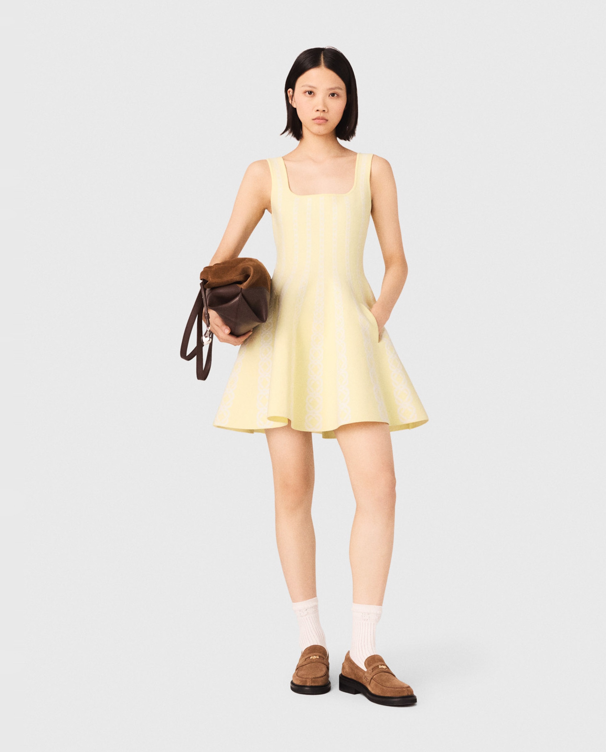 Vestido corto skater de punto jacquard con escote cuadrado Amarillo ...