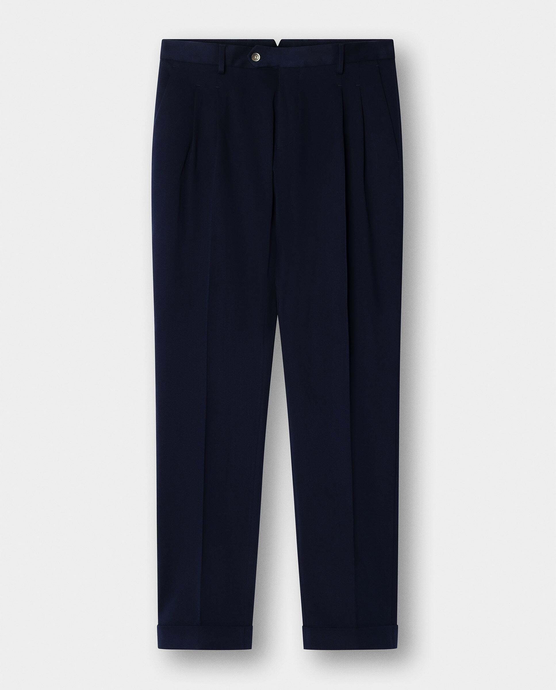 Chino de hombre con doble pliegue fit regular Azul marino · El Corte Inglés