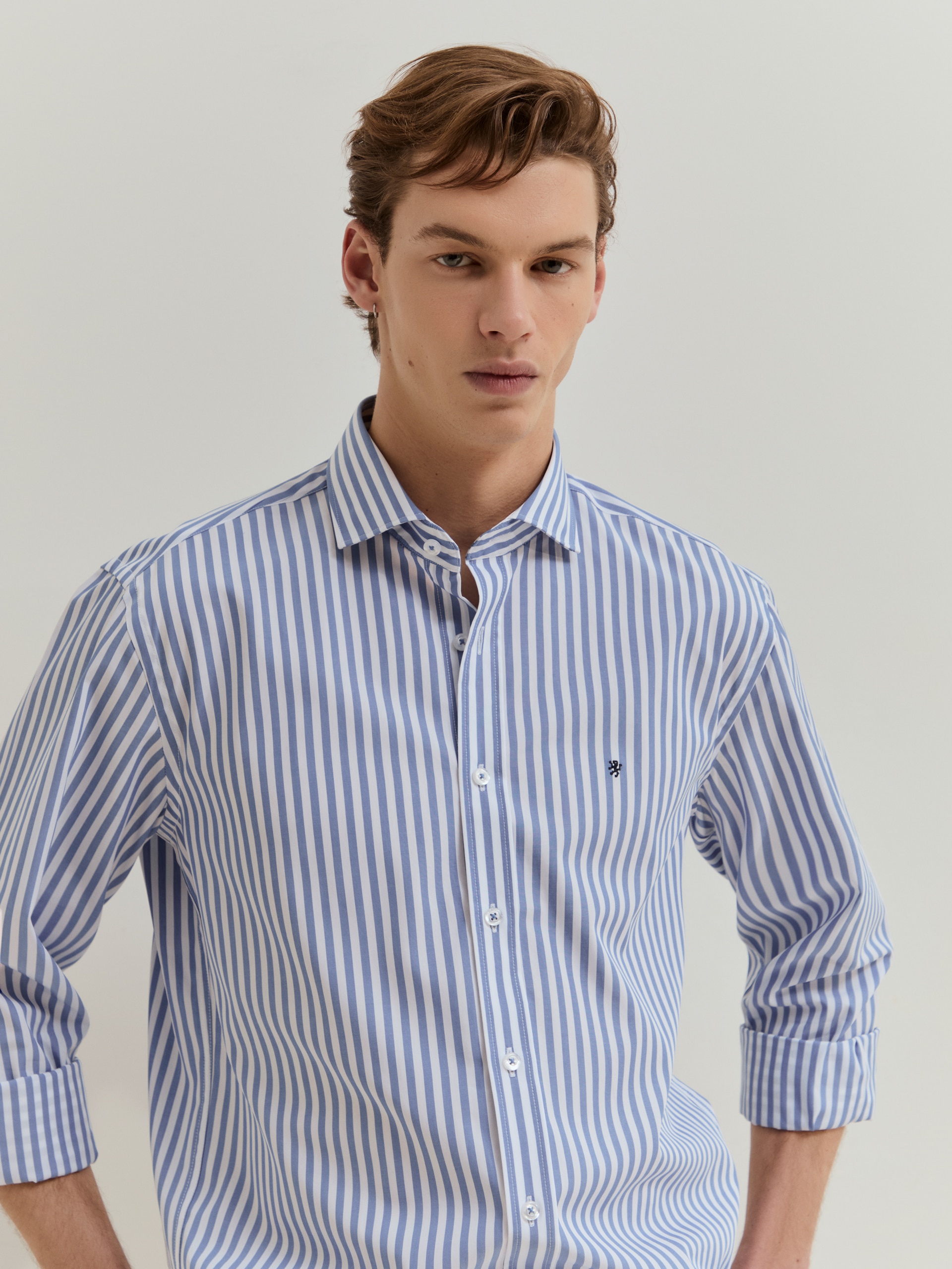 Camisa de hombre de algodón a rayas de corte regular Azul · El Corte Inglés