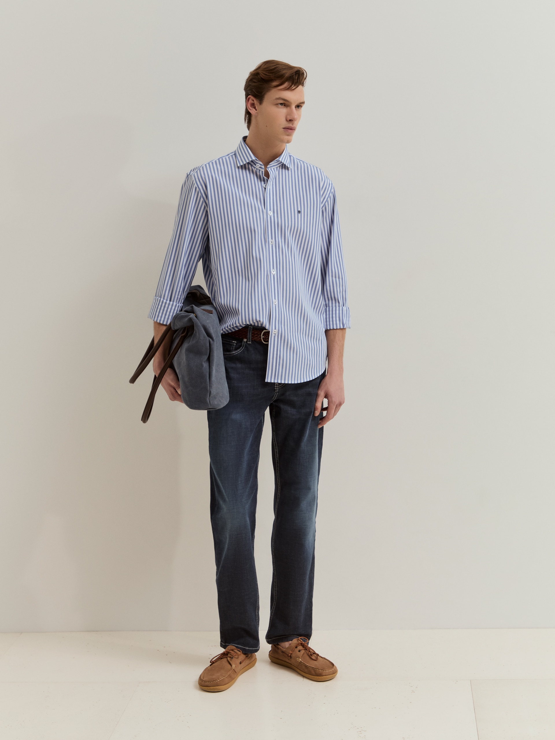 Camisa de hombre de algodón a rayas de corte regular Azul · El Corte Inglés