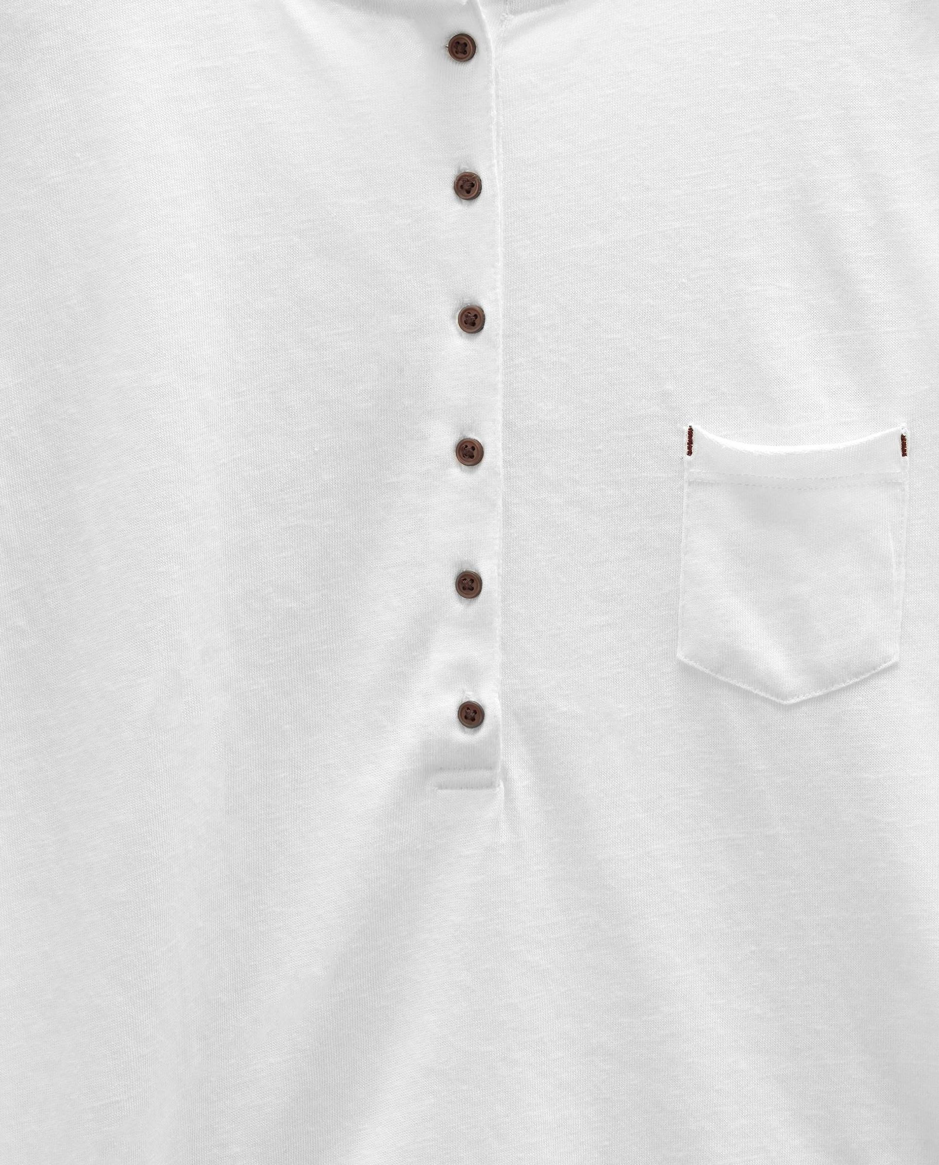 Camiseta de mujer de manga corta con cuello redondo y bolsillo frontal ...