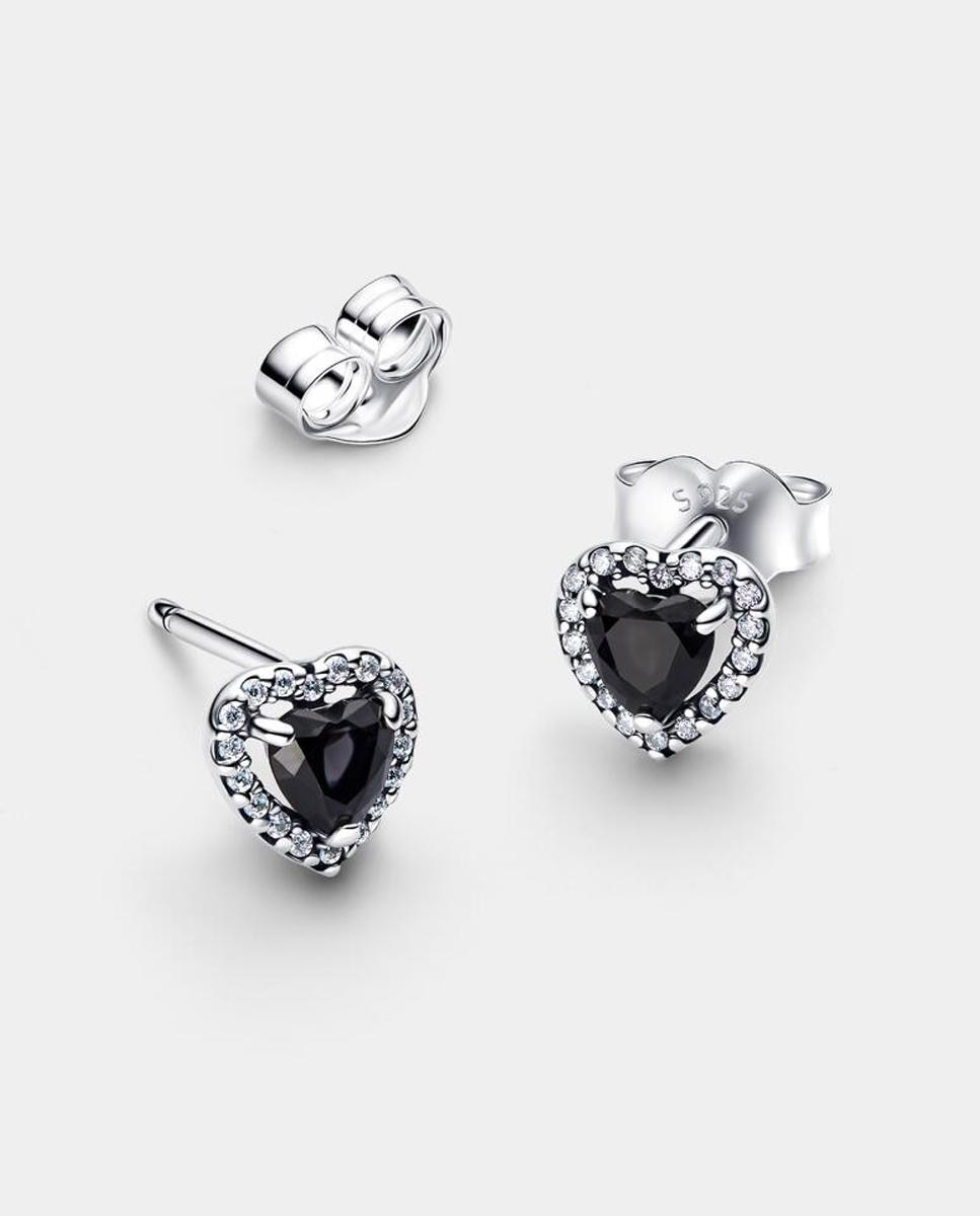 Pendientes en plata de ley de Botón Corazón Elevado Negro PANDORA · El ...