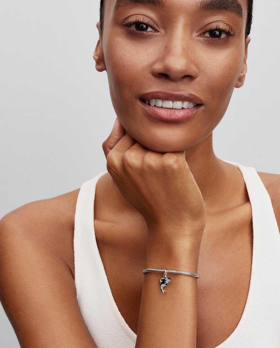 Charm colgante orca Negro · El Corte Inglés