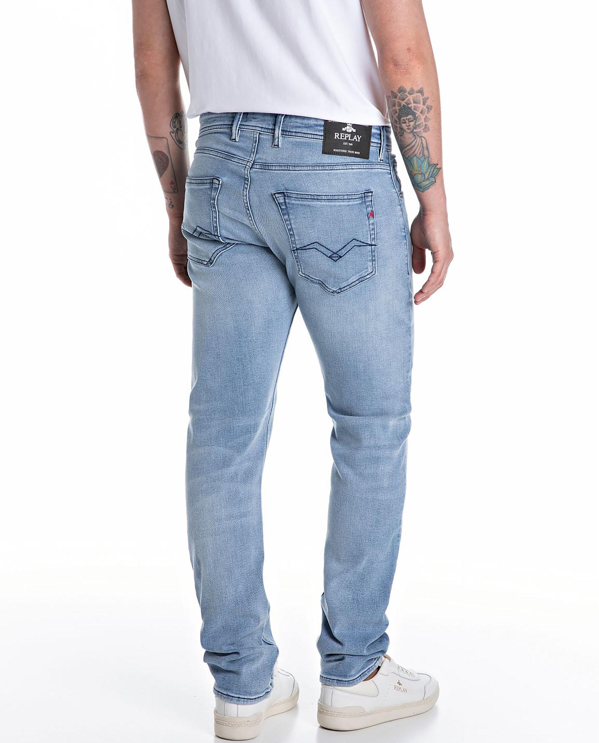 Vaquero de hombre slim fit cinco bolsillos Azul claro · El Corte Inglés