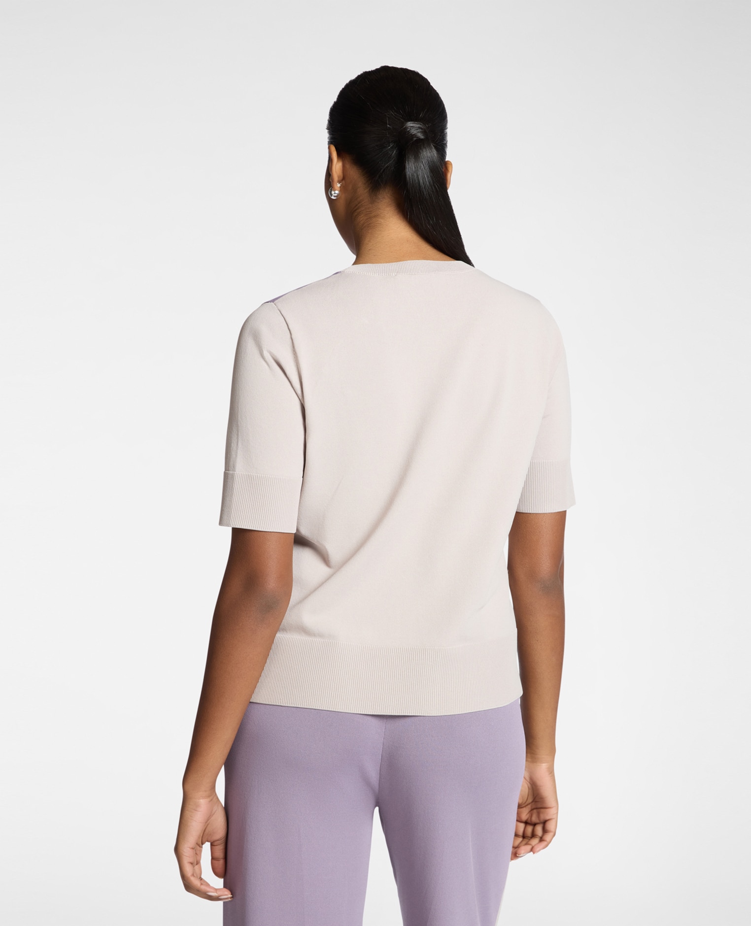 Camiseta de mujer cuello redondo mangas cortas Morado Elena Miró · El ...