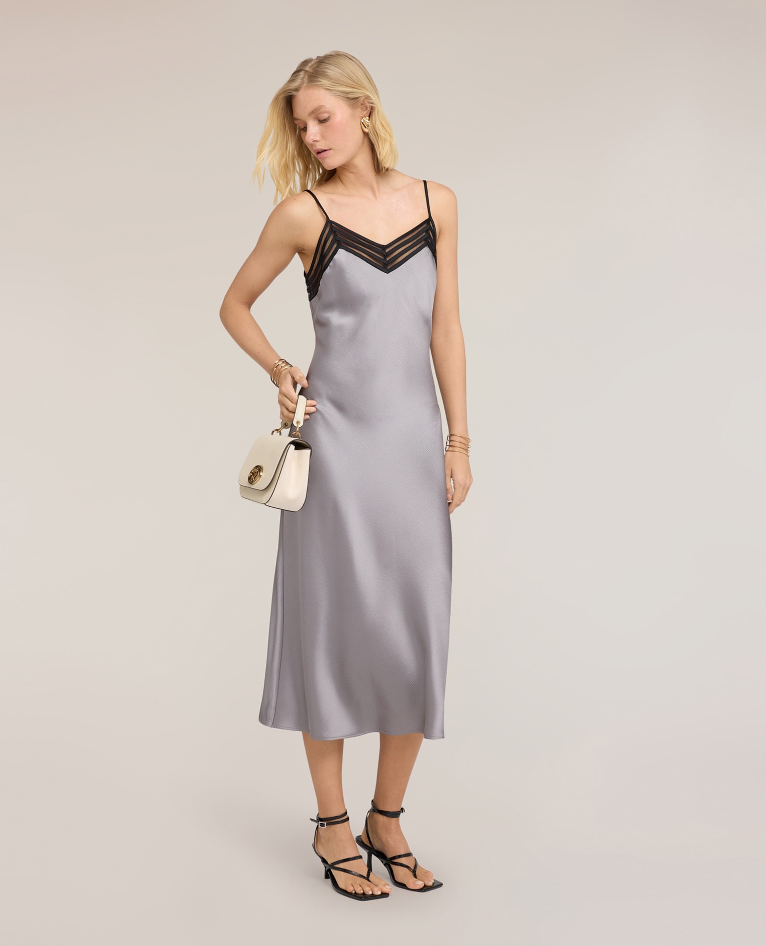 Vestido largo de satén con borde de tul tirantes finos ajustables Gris ...