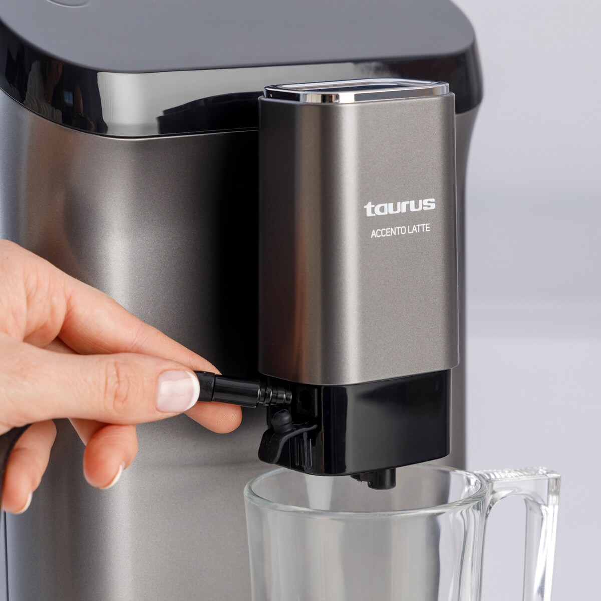 Cafetera Superautomática Taurus Accento Late gris · Taurus · El Corte ...