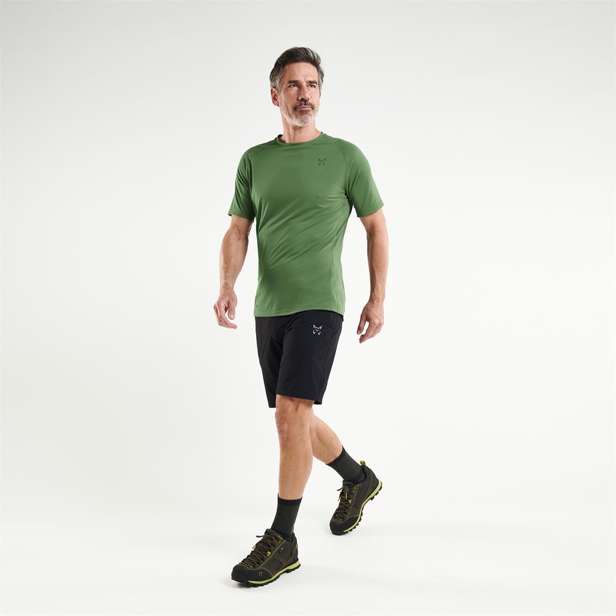 Bermuda de montaña de hombre Taupo I30 Altus Negro · El Corte Inglés