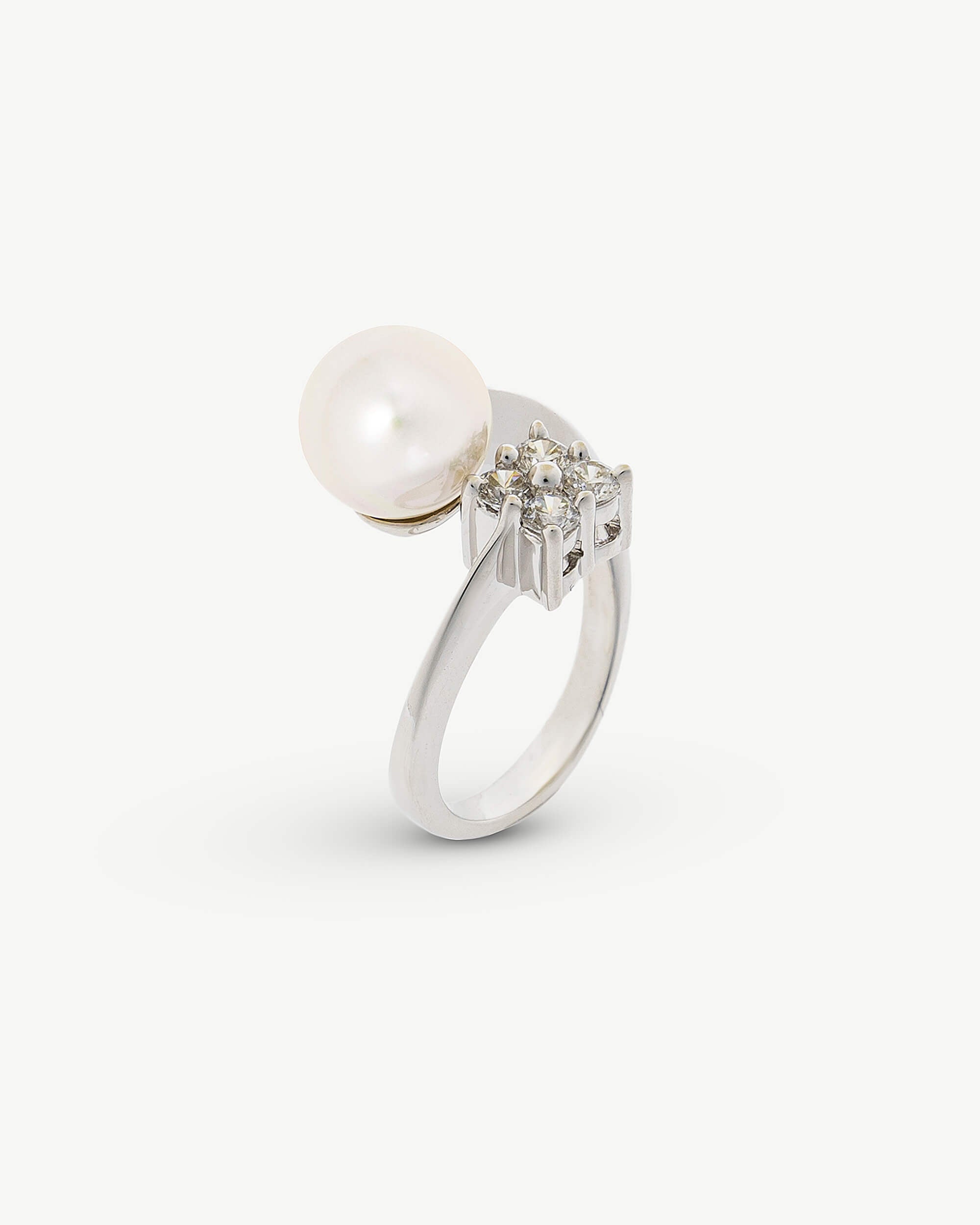 Anillo majorica abierto perla 9mm y circonitas selene Plateado · El ...