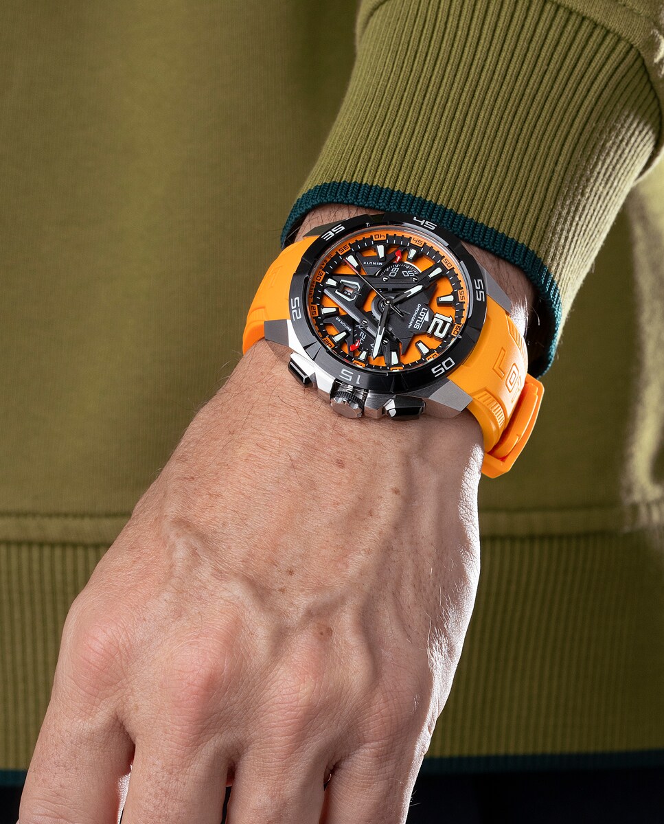 Reloj de hombre 18944/3 Vortex de caucho color naranja · LOTUS · El ...