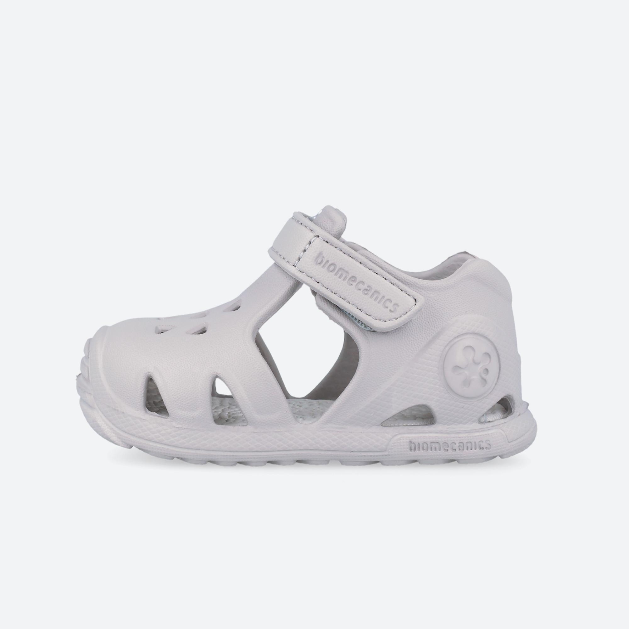 Sandalia baño de niño con velcro Gris claro Biomecanics · El Corte Inglés