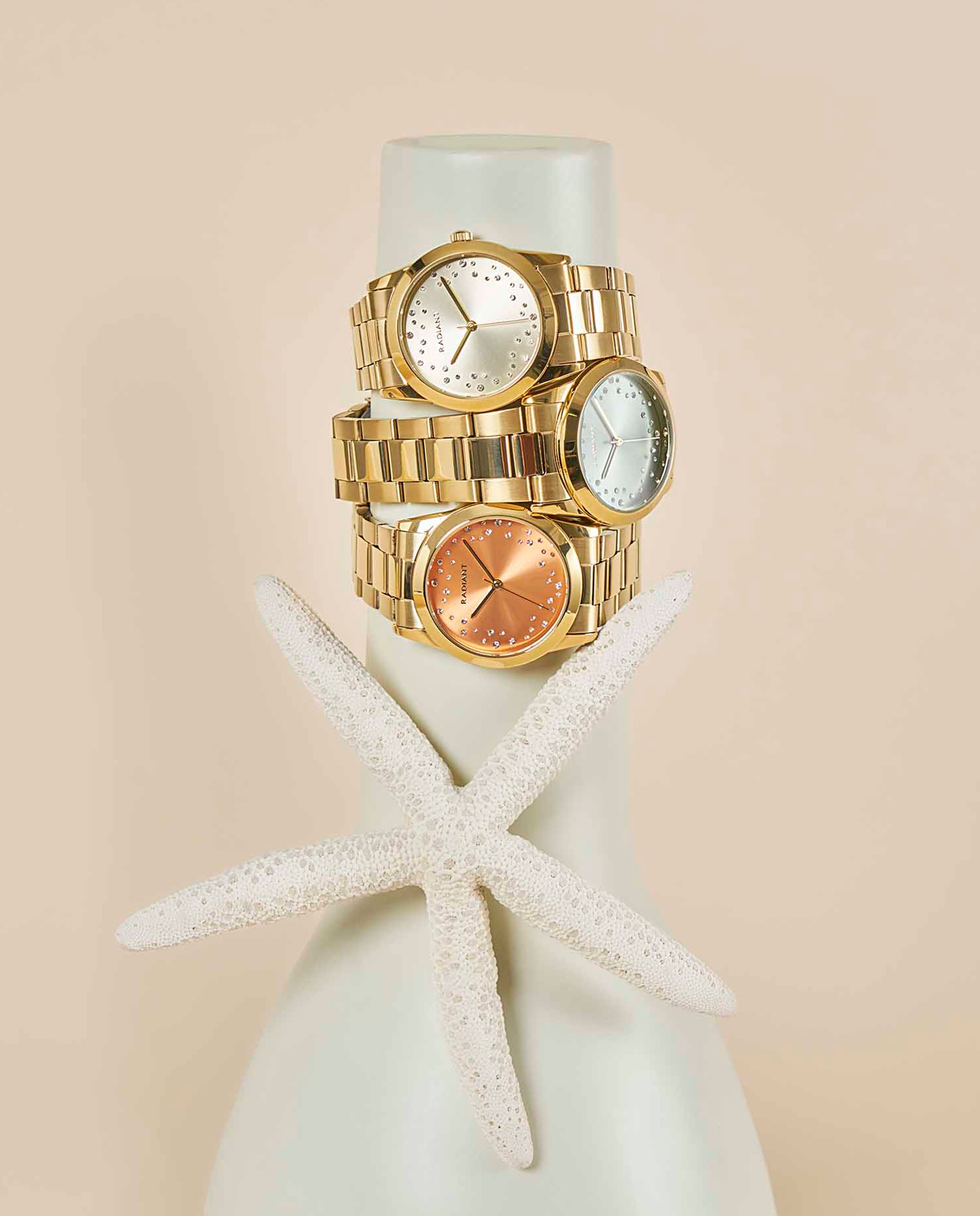 Reloj de mujer fiji ra606204 de acero y correa dorada Oro Radiant · El ...
