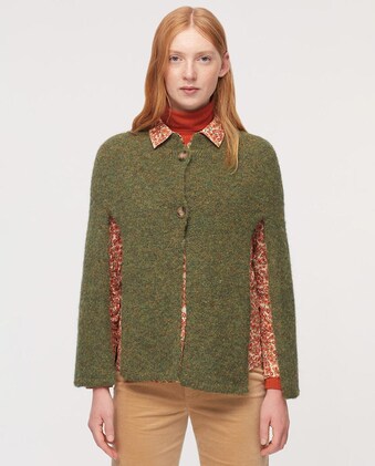 Poncho de mujer tipo capa con cuello redondo con botones frontales · Nice Things · El Corte Inglés