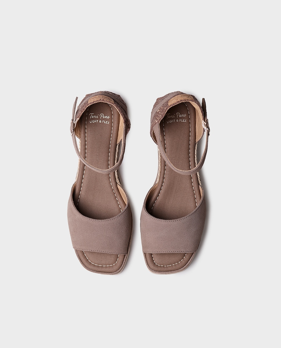 Sandalias de cuña de mujer de piel con suela flexible Topo Toni Pons ...