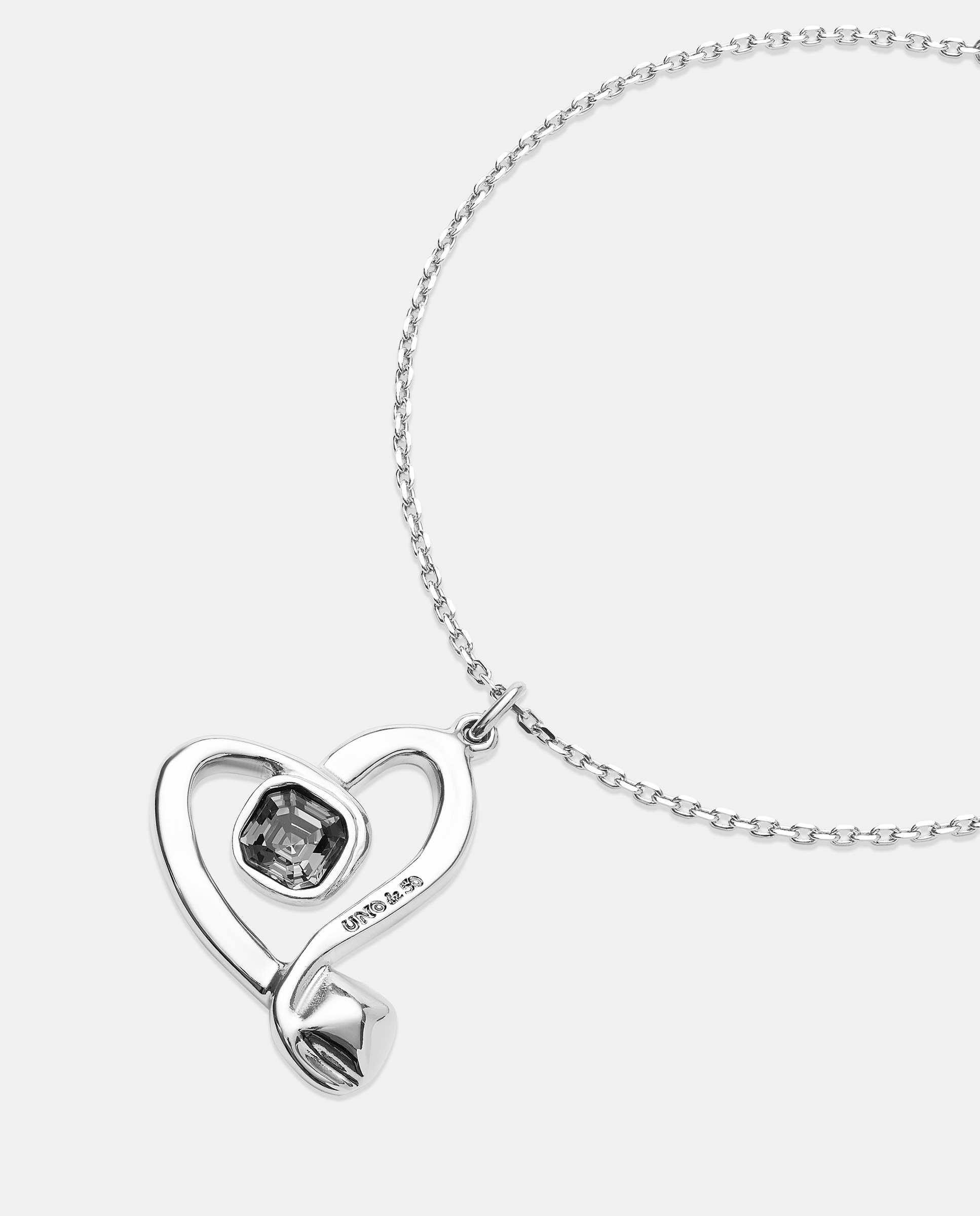 Colgante mediano bañado en plata de ley y corazón con cristal facetado ...