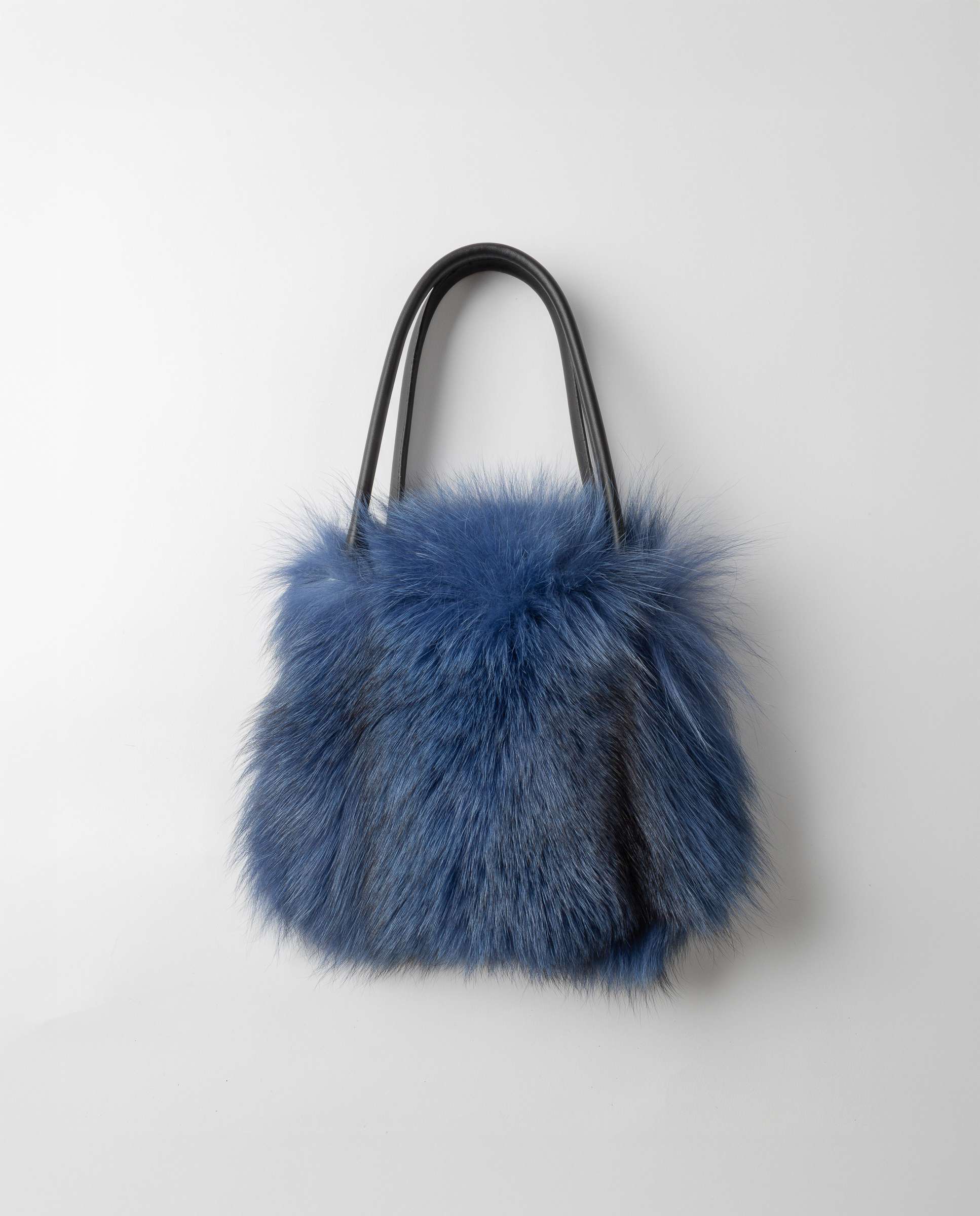 Bolso de multiposición de pelo de zorro Azul De la Roca · El Corte Inglés