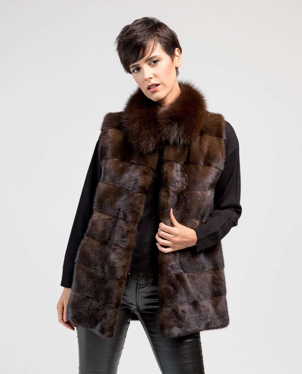 Chaleco de pelo de mujer de visón con cuello de zorro · De la Roca · El Corte Inglés