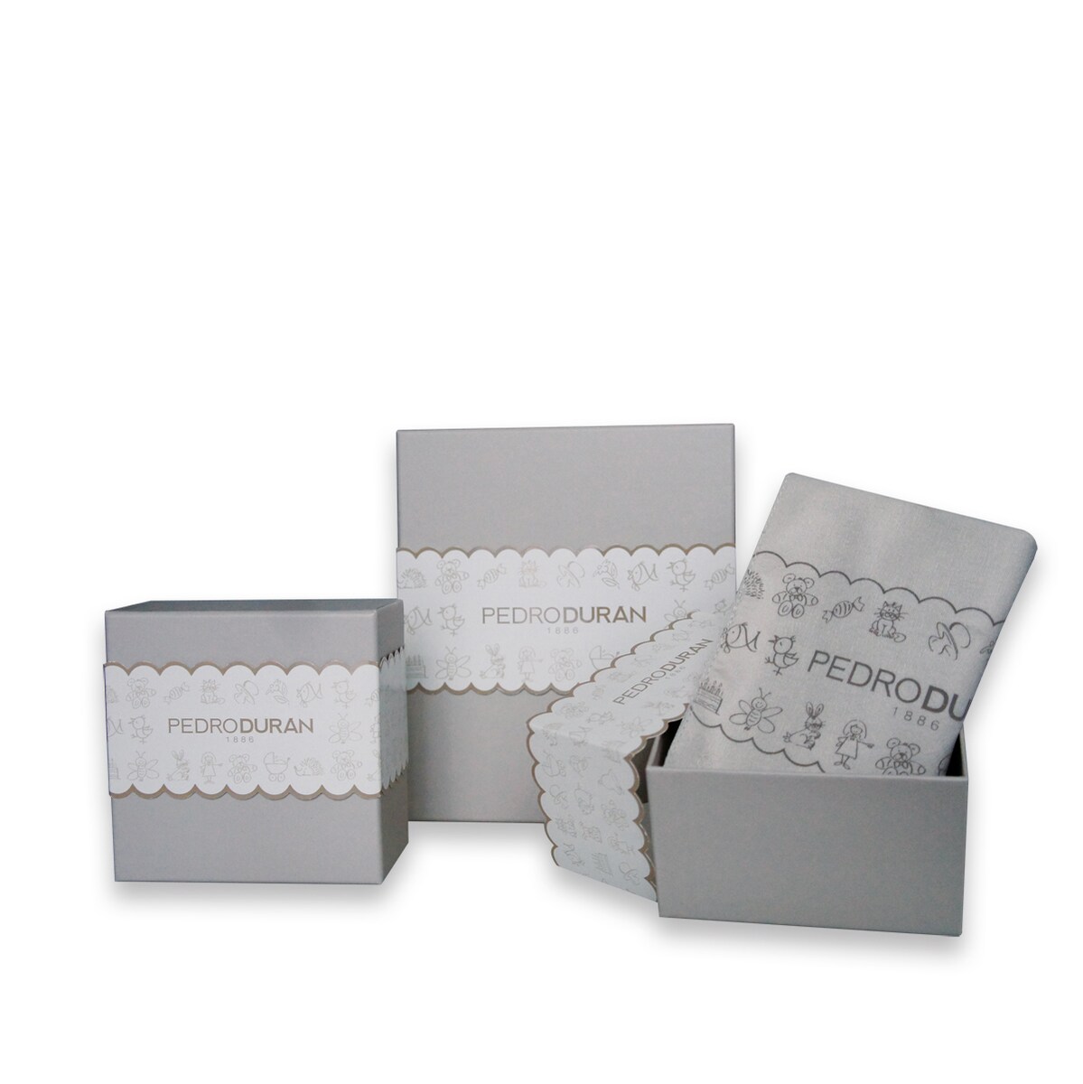 Marco Patucos Pedro Durán detalles beige trasera white · Pedro Durán ...