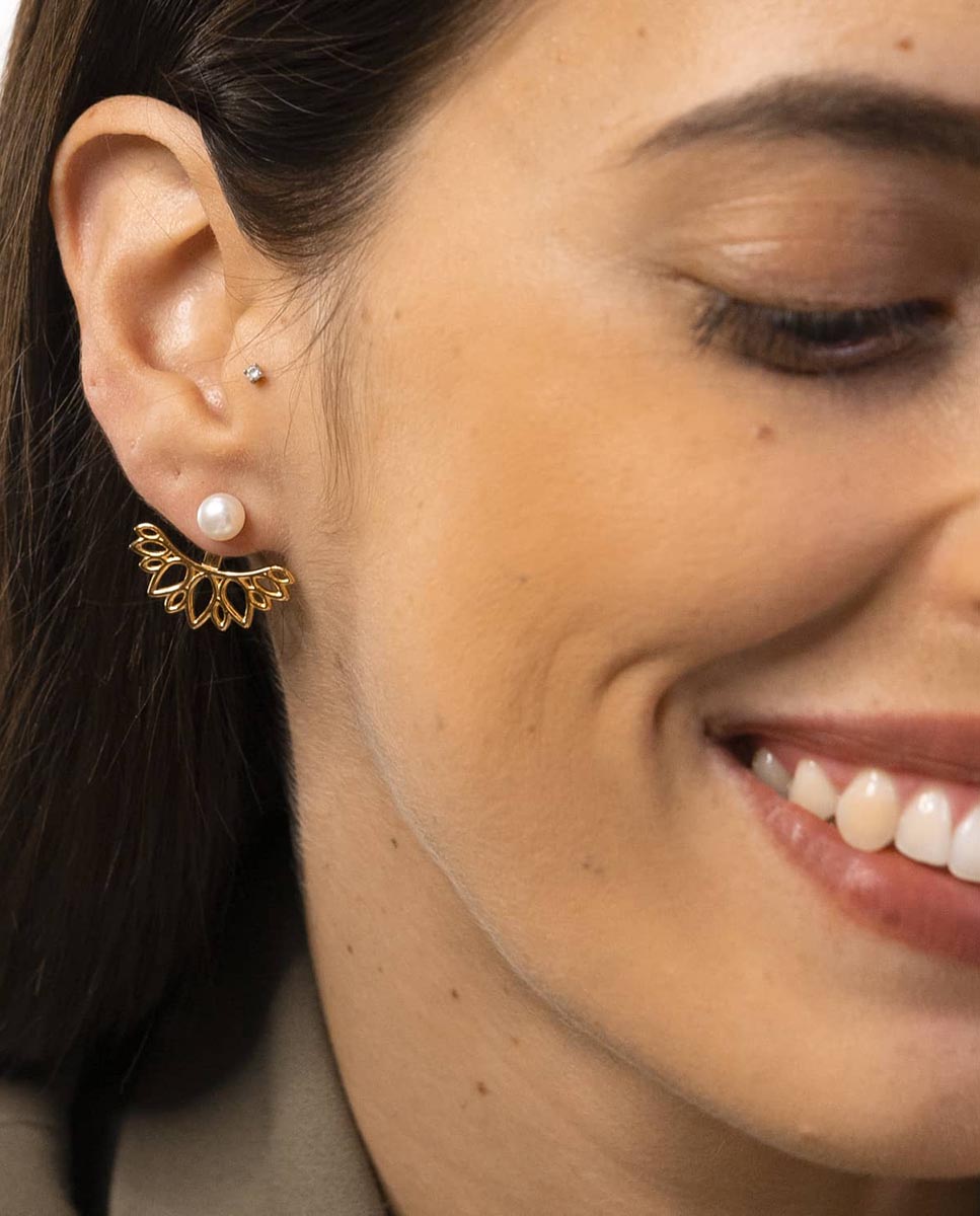 Pendientes ear jackets de plata bañada en oro con perla cultivada ...