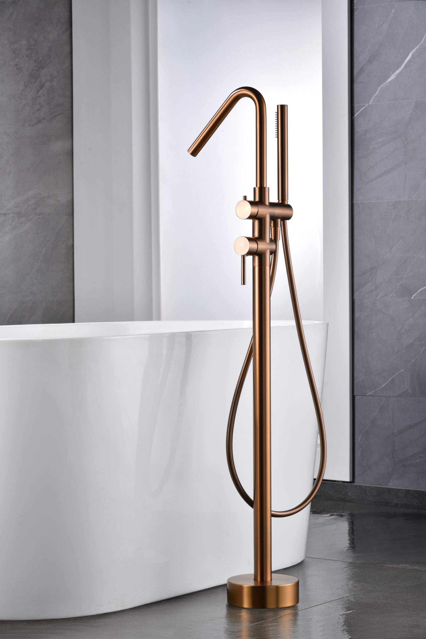 Grifo monomando de pie para bañera Córcega Imex Oro Rosa Mate · El ...