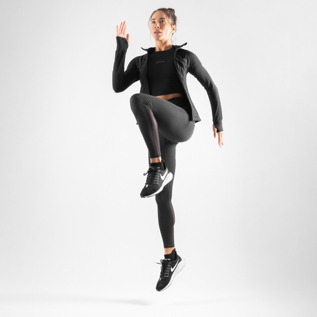 Top de entrenamiento de mujer Gym-CroppedTop-SS Siroko Negro · El Corte ...