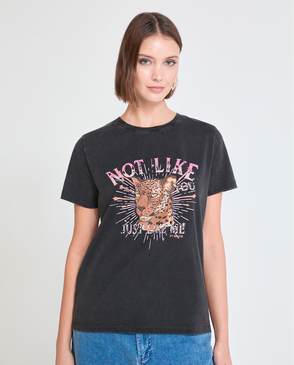 Camiseta de mujer de manga corta con estampado posicional Negro Lola ...