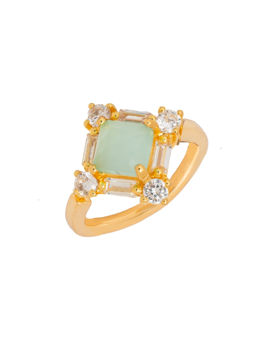 Anillo rombo Nebula con calcedonia, aguamarina y circonitas Azul · El ...