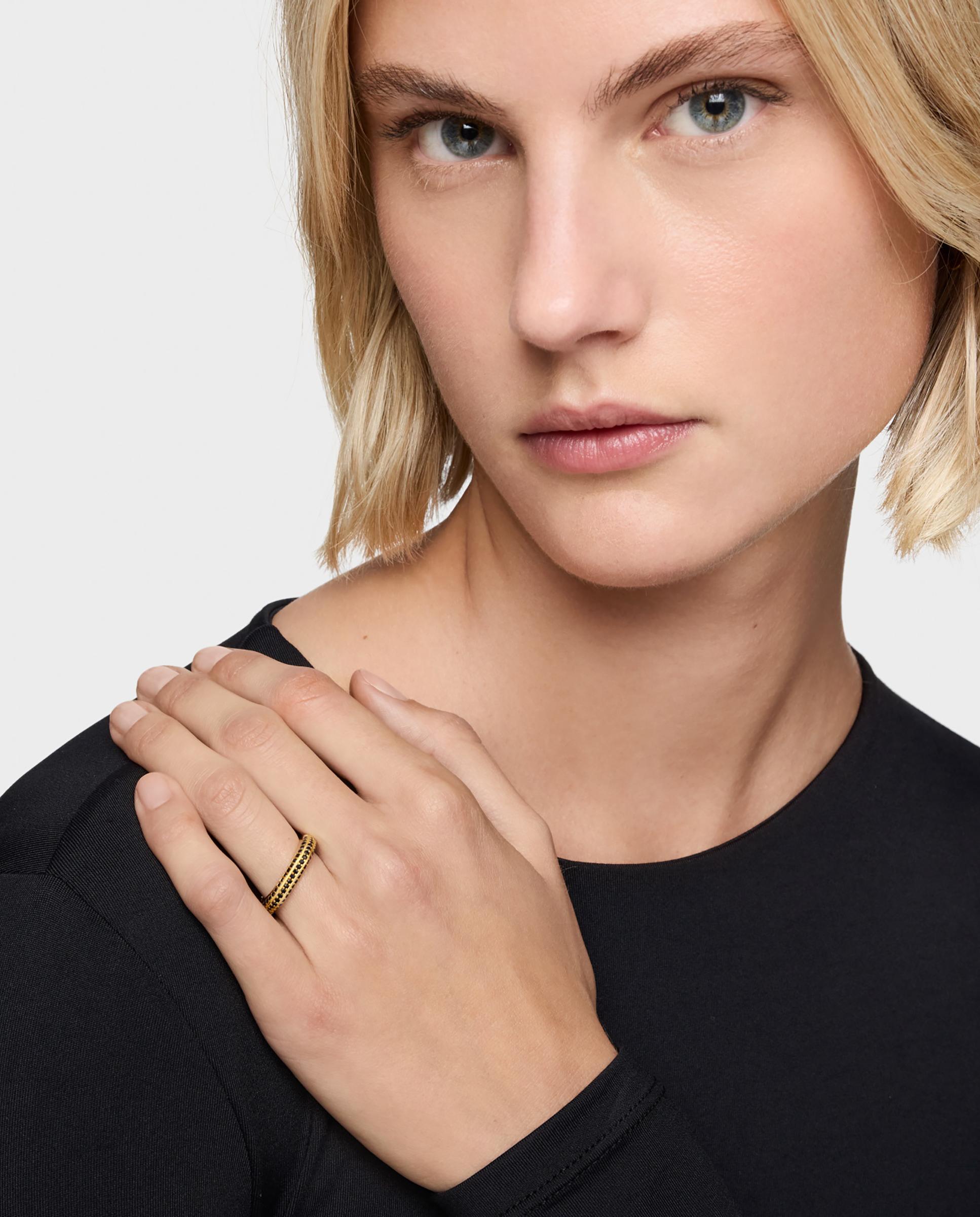 Anillo con piedras line bañado en oro 18 kt sobre plata y espinelas ...