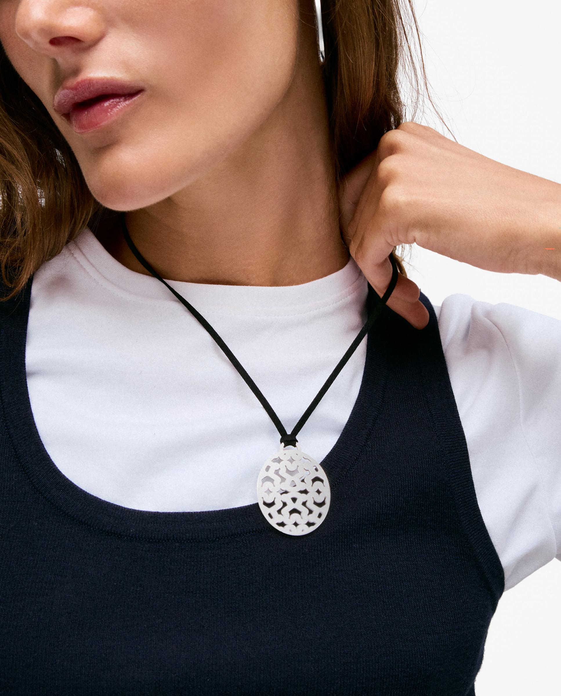 Collar largo de acero 40 mm y cordón negro kaos Negro Tous · El Corte ...