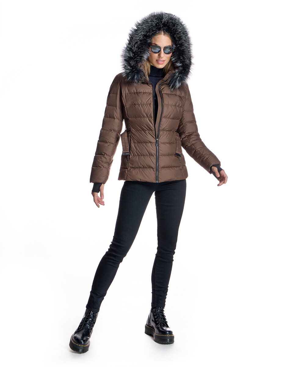 Plumífero de mujer con capucha ribeteada de zorro · Maximilian · El ...